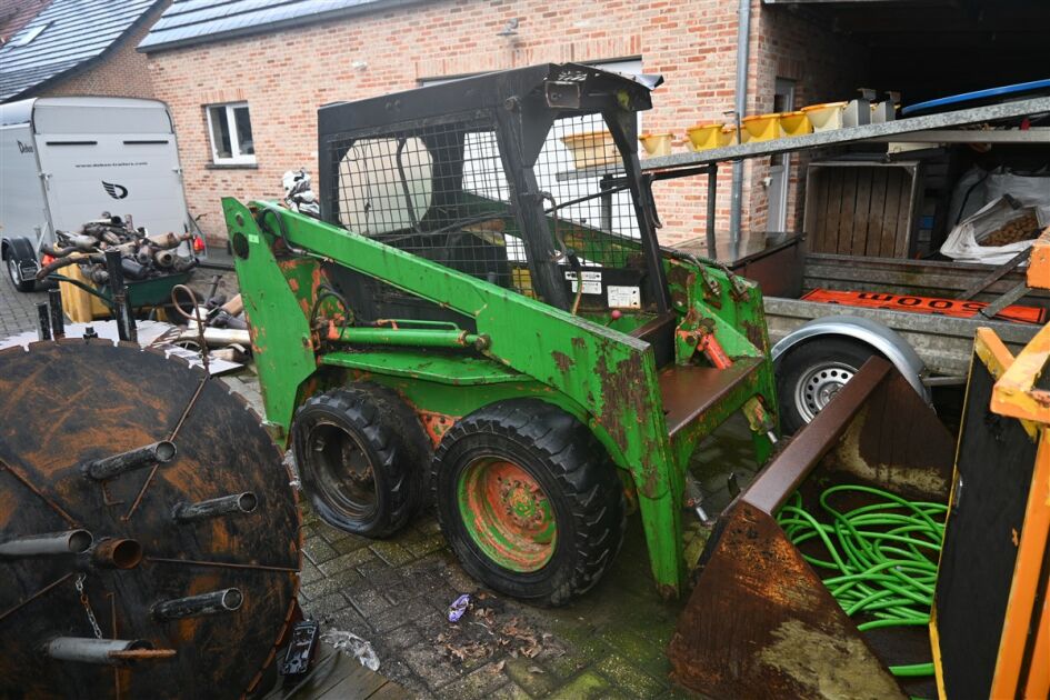 THOMAS bobcat | Belga Veilingen Auctions - Enchères